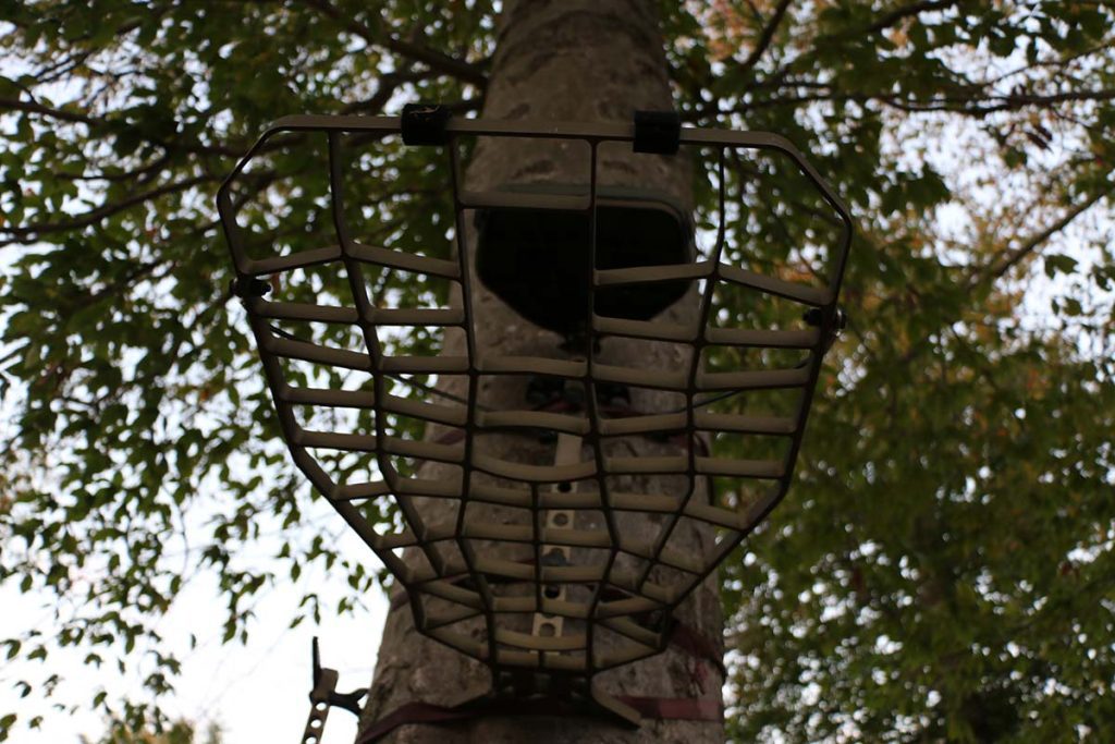 Review: The Hunting Beast Treestand and Climbing Sticks - North ...