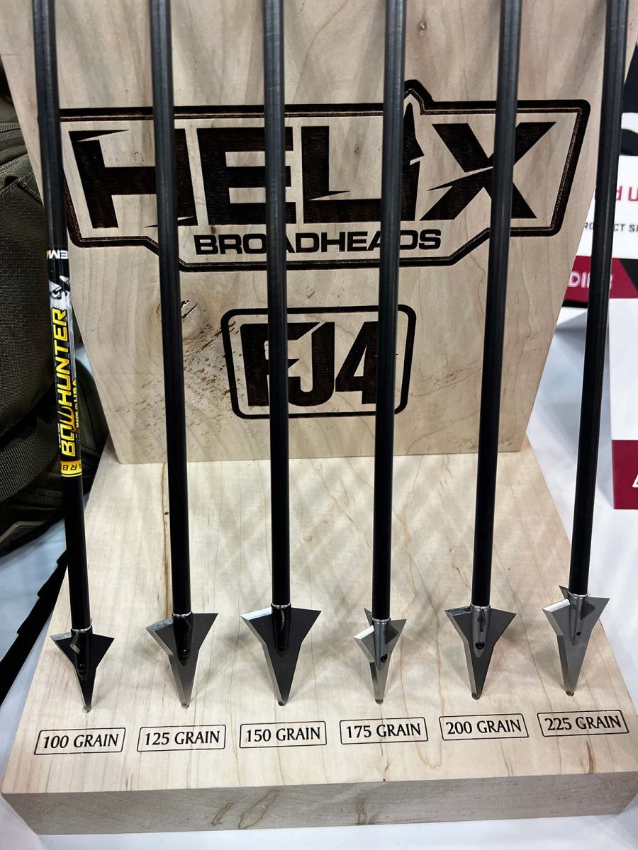 Fixed-Blade Versus Mechanical Broadhead - North American Bow Hunter