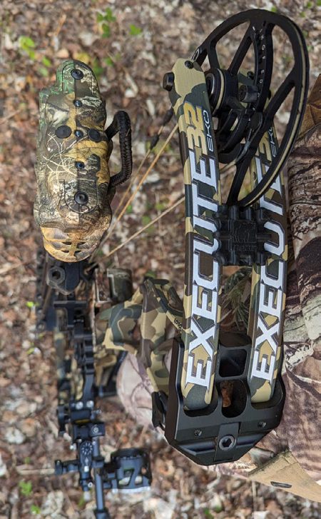 A Complete Guide to Choosing Between Compound and Crossbows - North ...